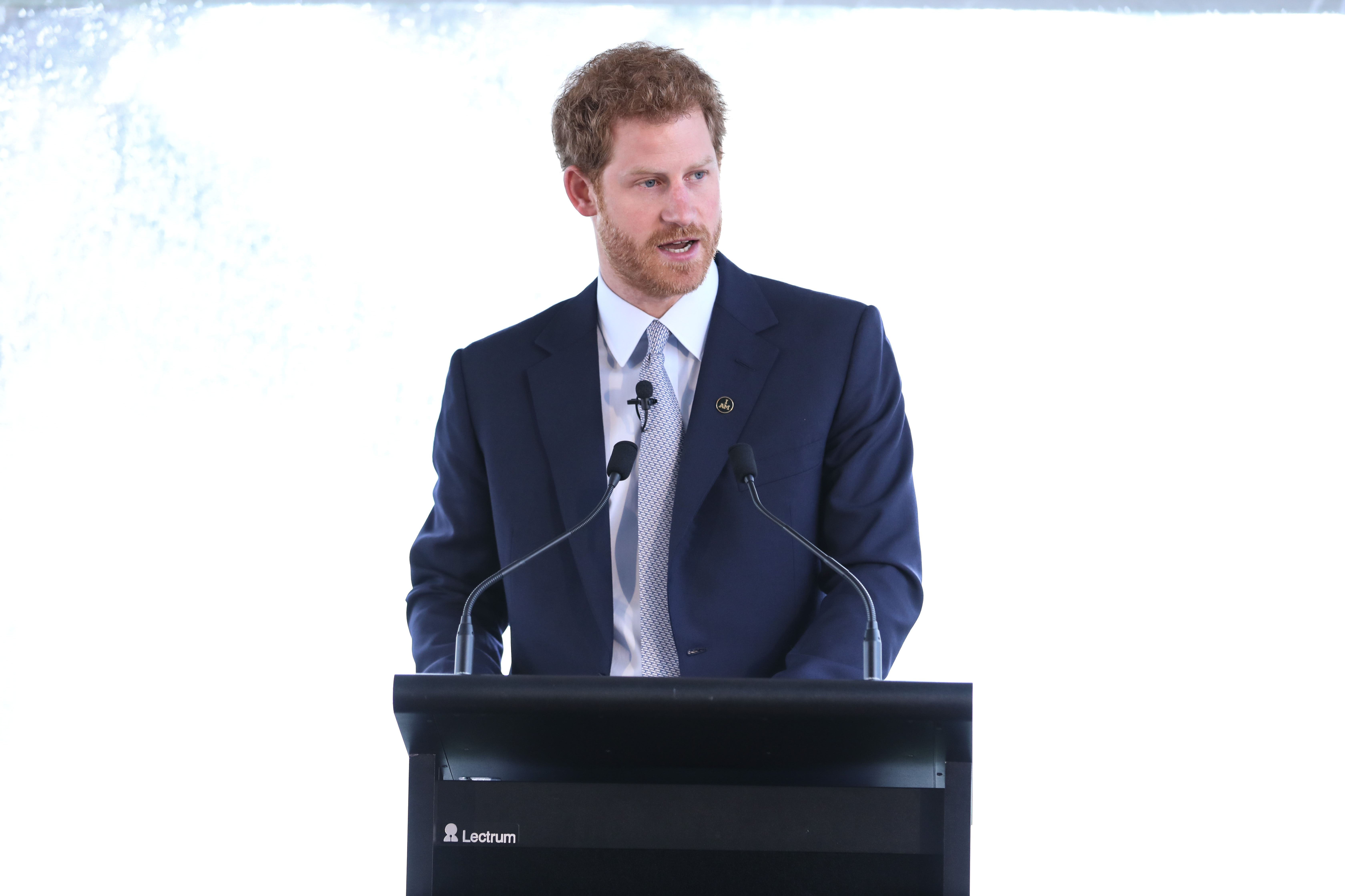 Prince Harry launches the 2018 Invictus Games in Sydney - AccomNews